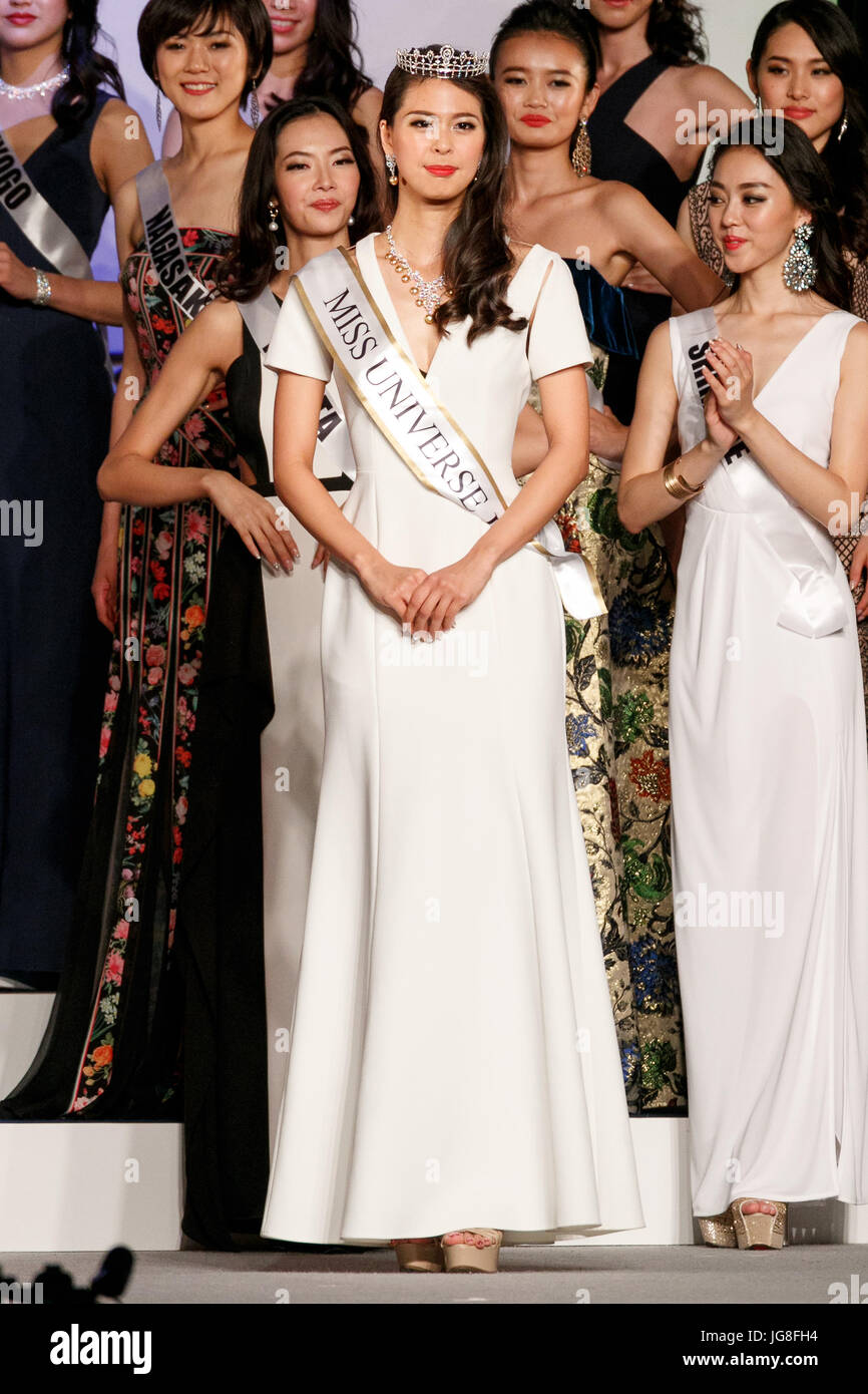 Miss Universe Japan 2017 winner Momoko Abe (C) poses during the Miss ...