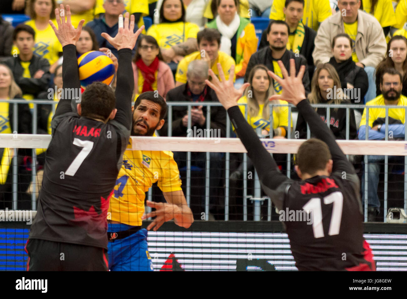 Stephen maar volleyball hi-res stock photography and images - Alamy