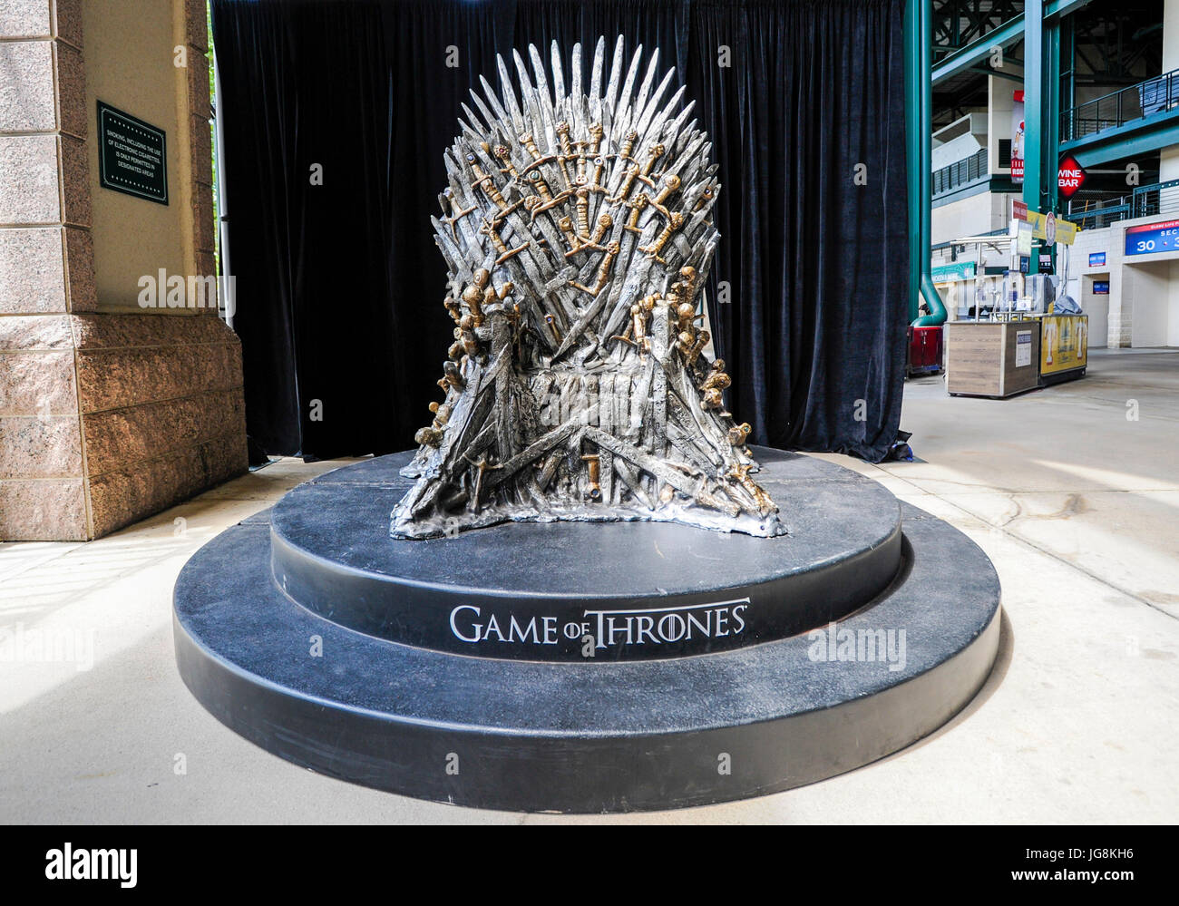 Replica throne hi-res stock photography and images - Alamy