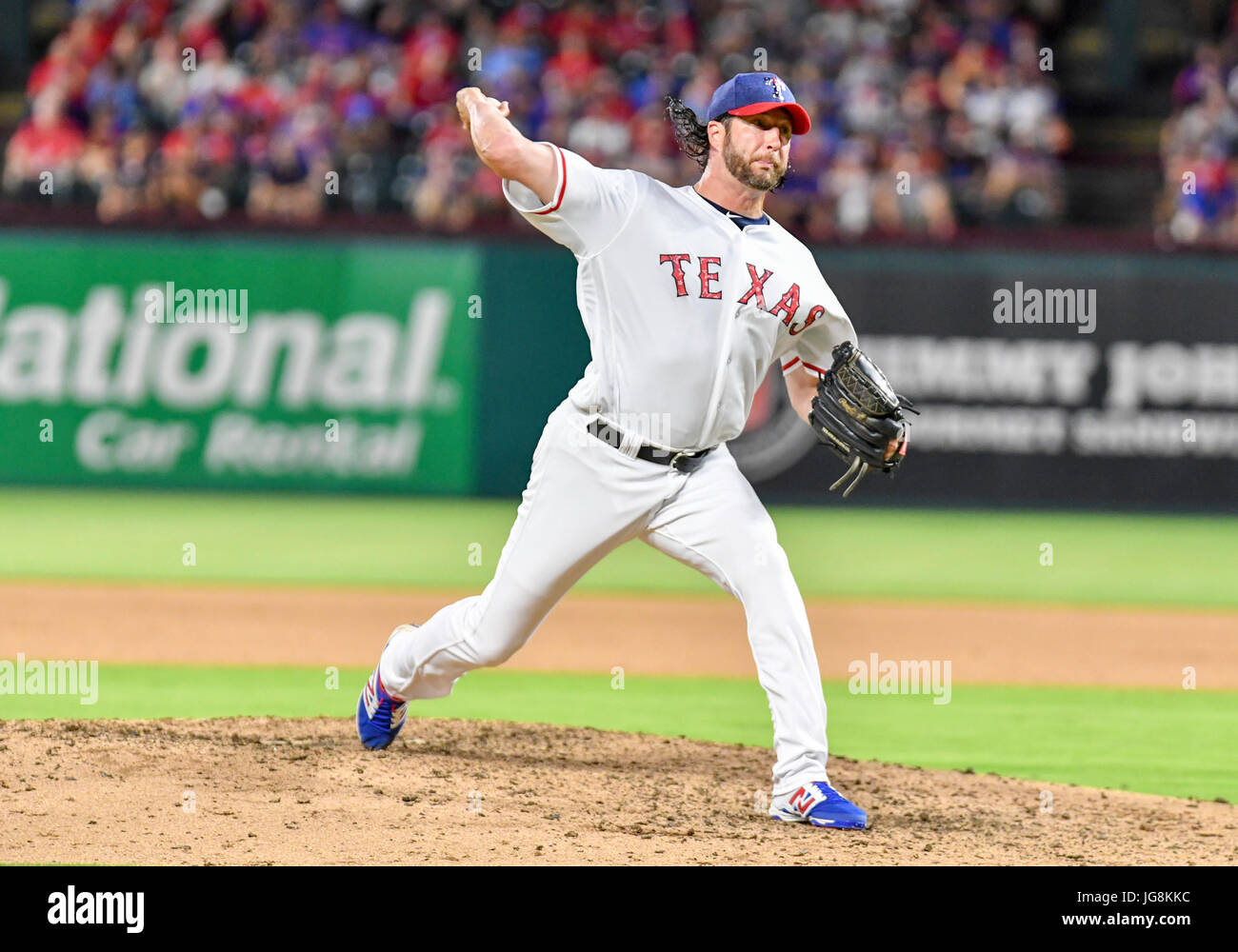 Jul 03, 2017: Texas Rangers relief pitcher Jason Grilli #37 during an ...