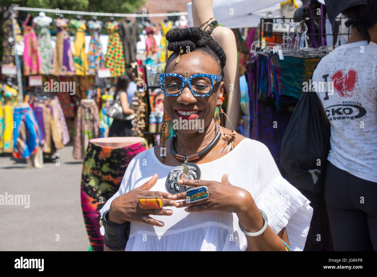 Afrocentric hi-res stock photography and images - Alamy