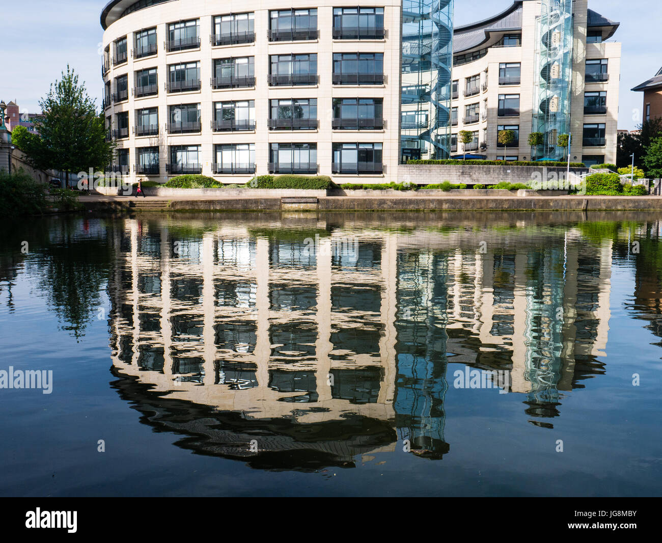 Thames Water Building, River Thames, Reading, Berkshire, England Stock ...