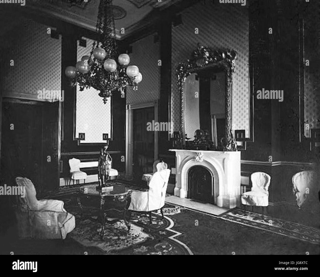 Old presidential house hi-res stock photography and images - Alamy