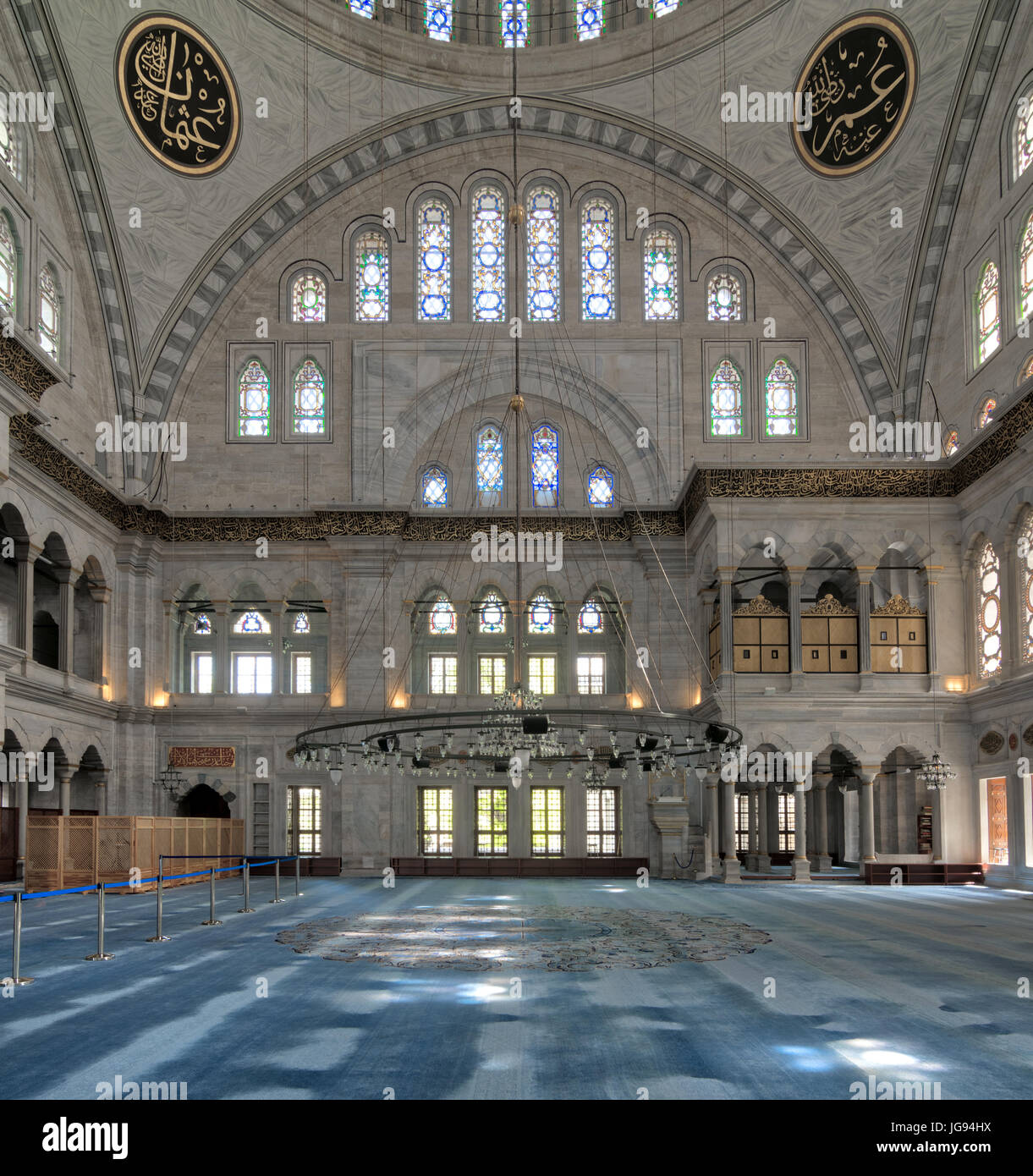 Interior of Nuruosmaniye Mosque, an Ottoman Baroque style mosque built ...