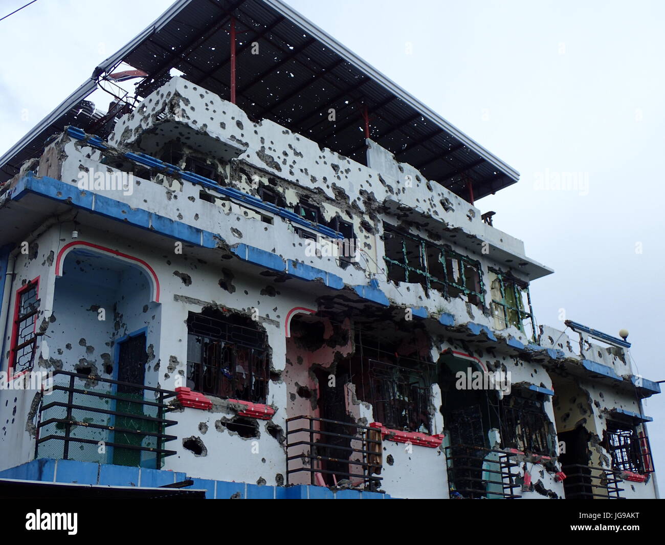 Marawi City, Philippines. 03rd July, 2017. Heavily damaged house in ...