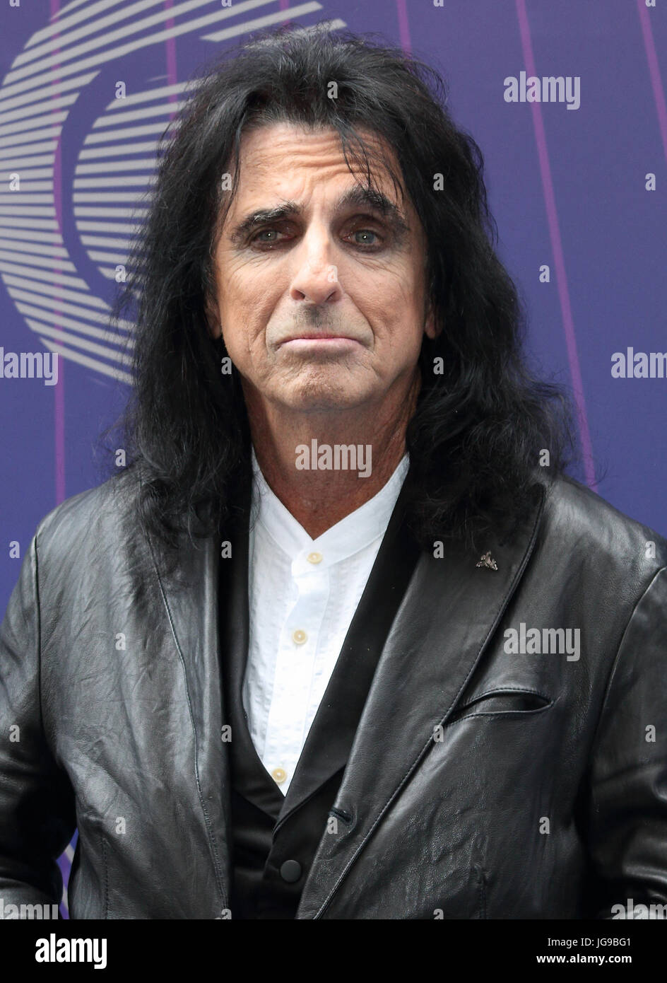 London, UK. Alice Cooper at the Nordoff Robbins O2 Silver Clef Awards ...