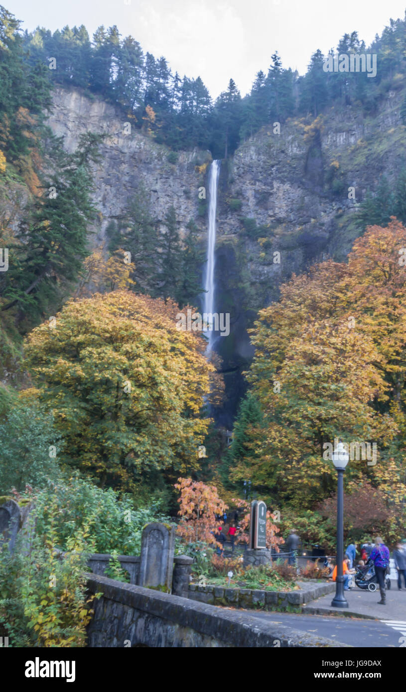 Portland Oregon Multnomah Falls in the Autumn of 2013 Stock Photo - Alamy