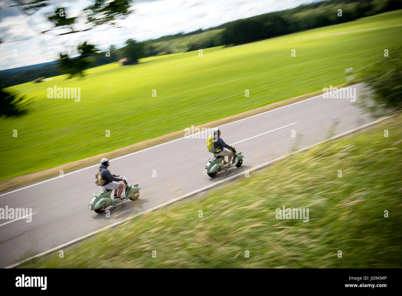 Vespa scooter 1950s hi-res stock photography and images - Alamy