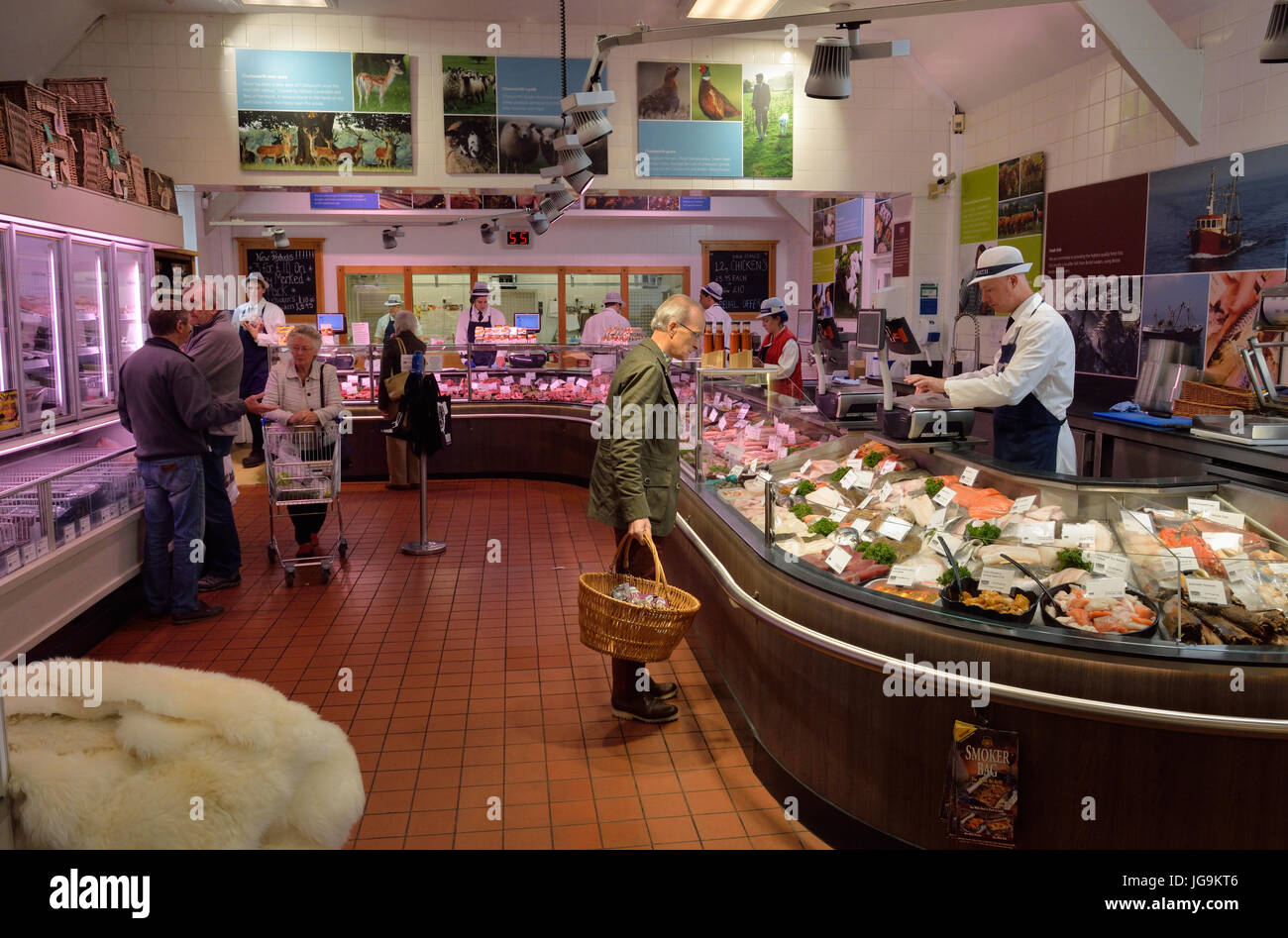 Chatsworth farm shop hi-res stock photography and images - Alamy