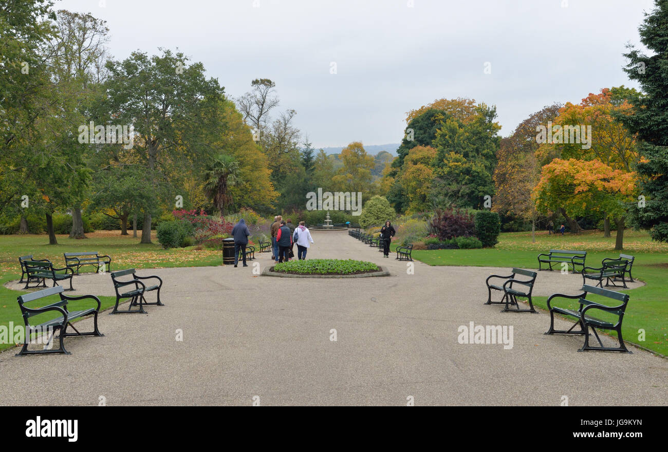 Sheffield botanical gardens autumn hi-res stock photography and images ...