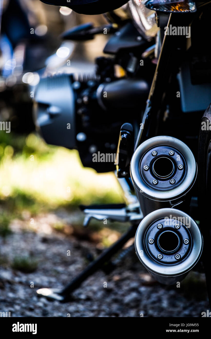 Exhaust pipes hi-res stock photography and images - Alamy