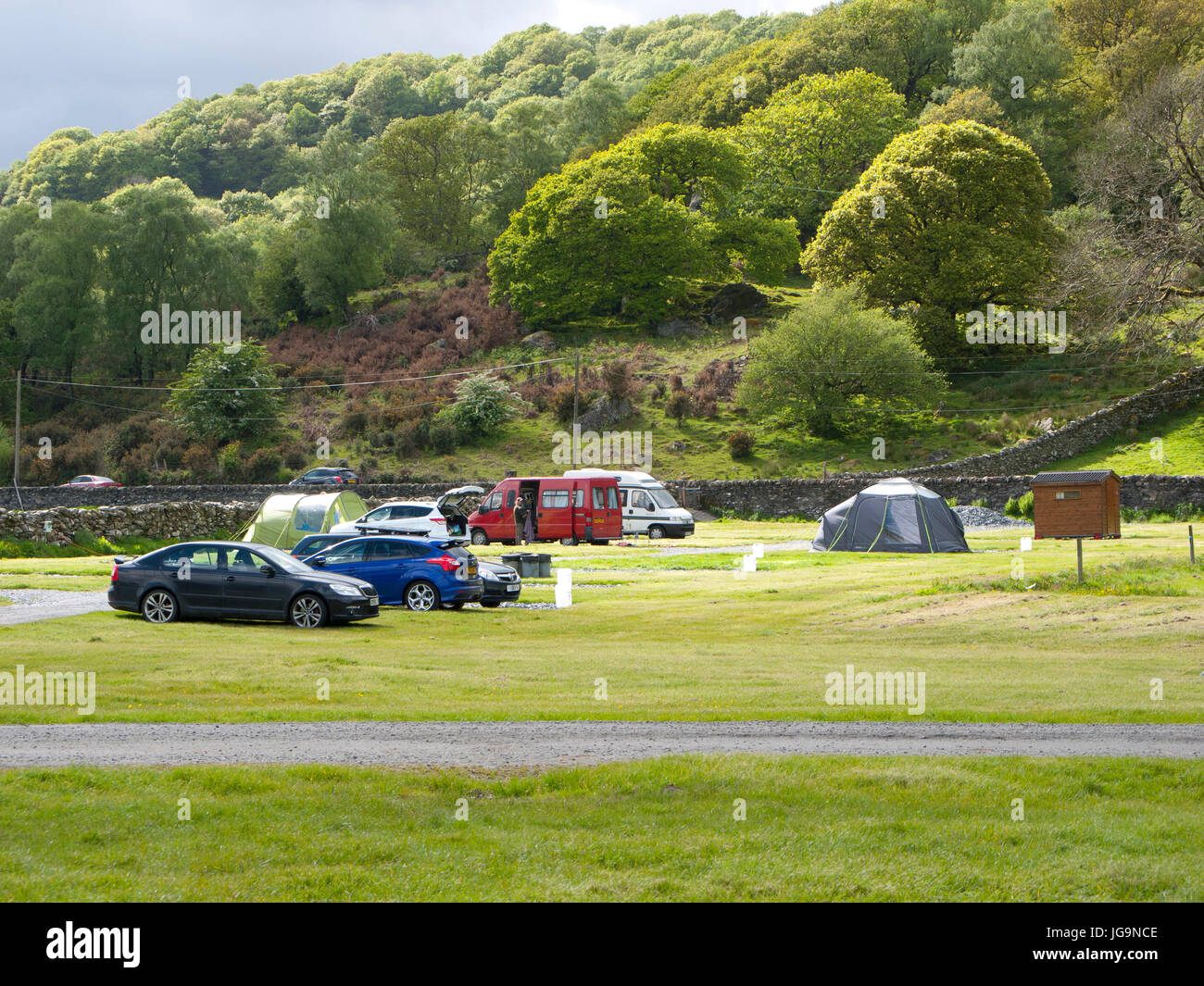 Camping north wales hi-res stock photography and images - Alamy
