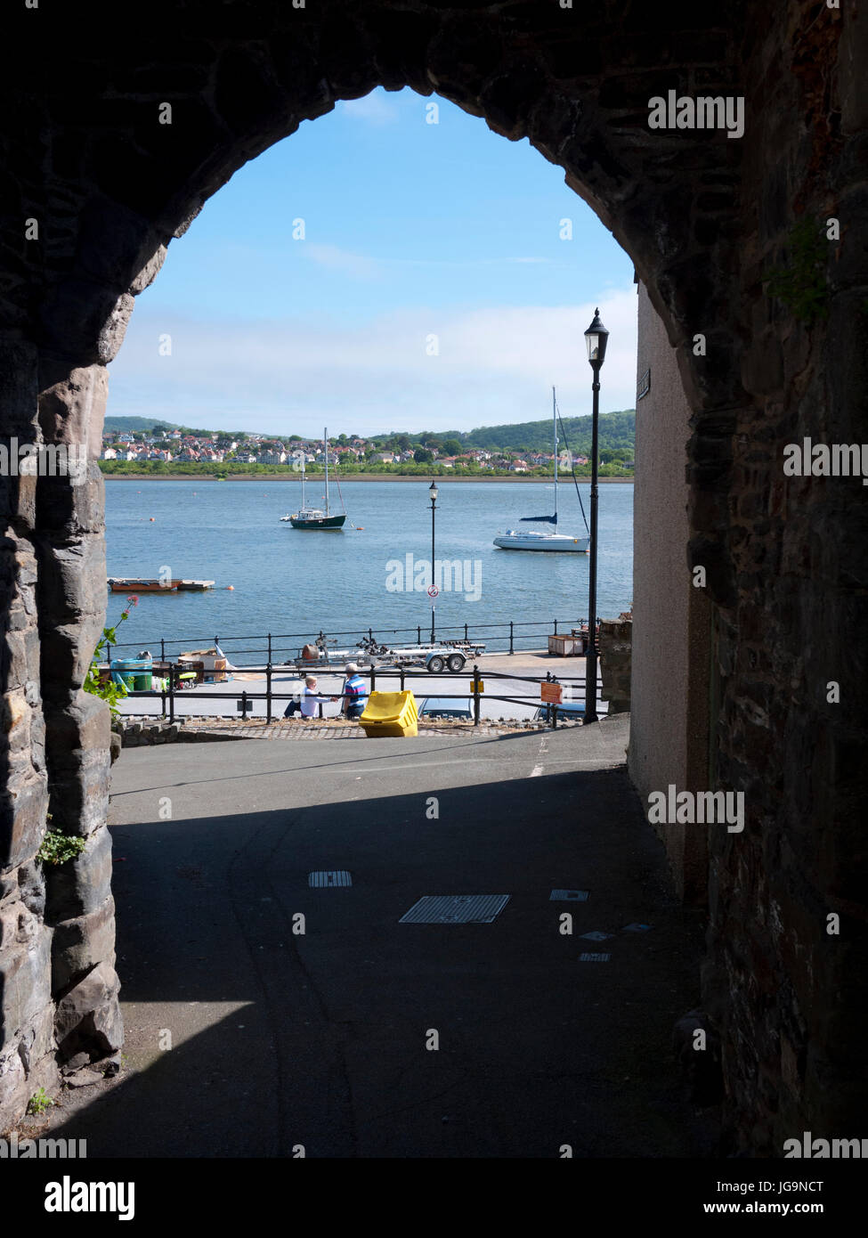 Conwy quayside hi-res stock photography and images - Alamy