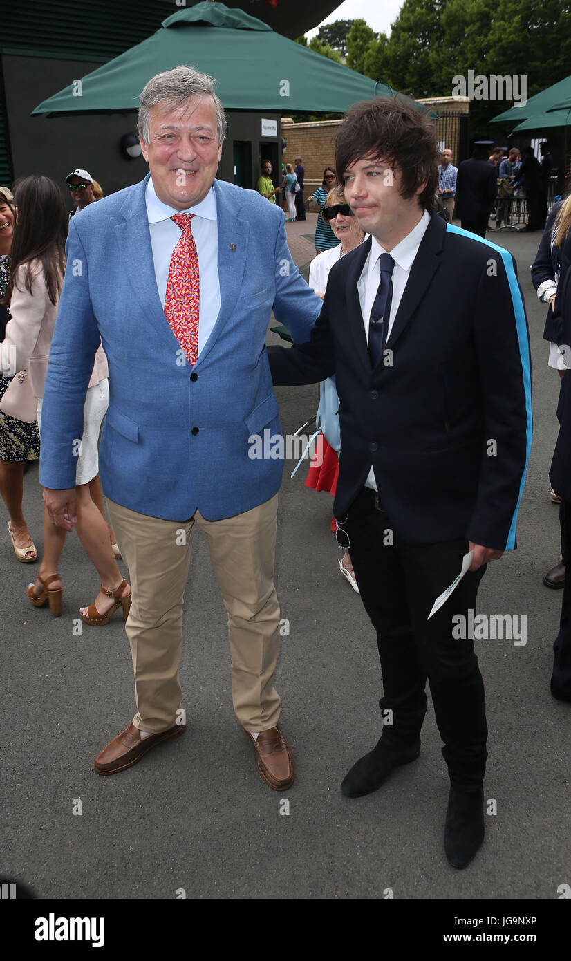 Elliott Spencer Wedding Stephen Fry Shares Elliott Spencer Wedding