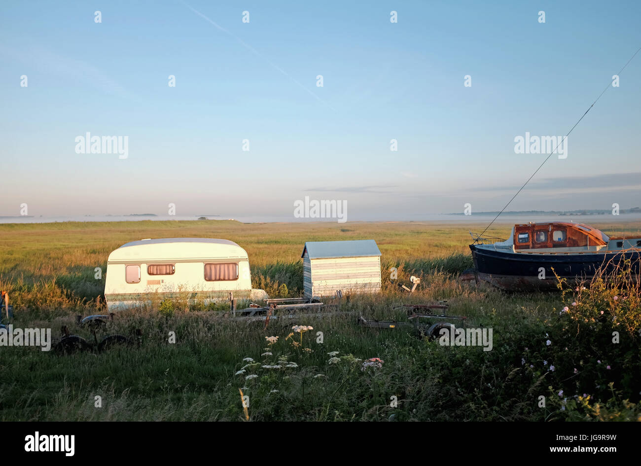 Old style caravan hi-res stock photography and images - Alamy
