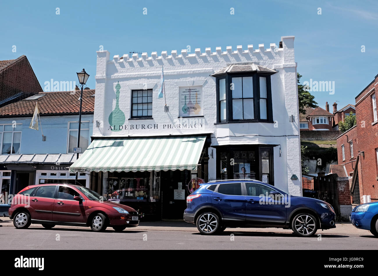 Aldeburgh Shops High Resolution Stock Photography and Images - Alamy