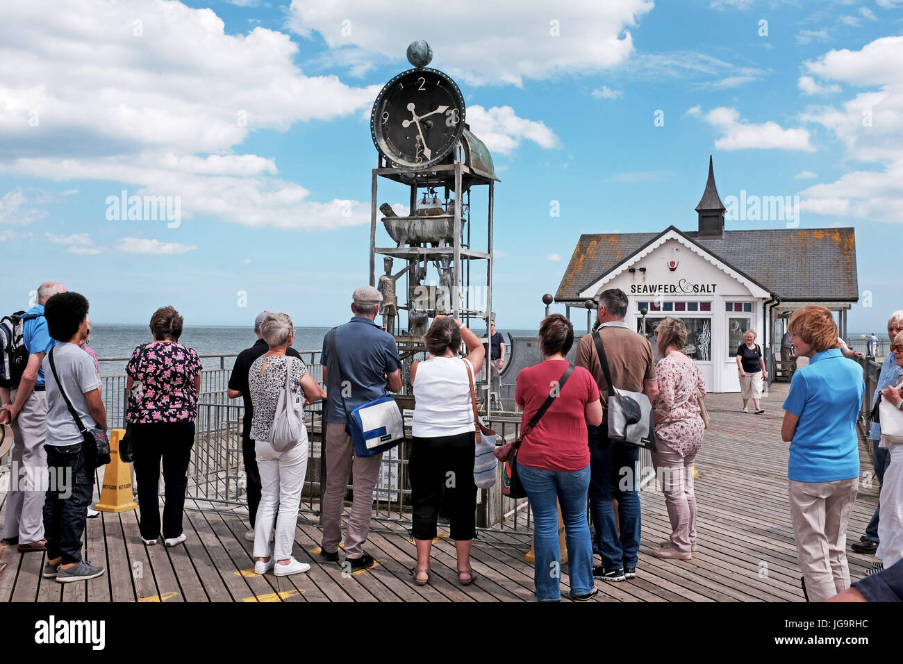 British summer time clock hi-res stock photography and images - Alamy