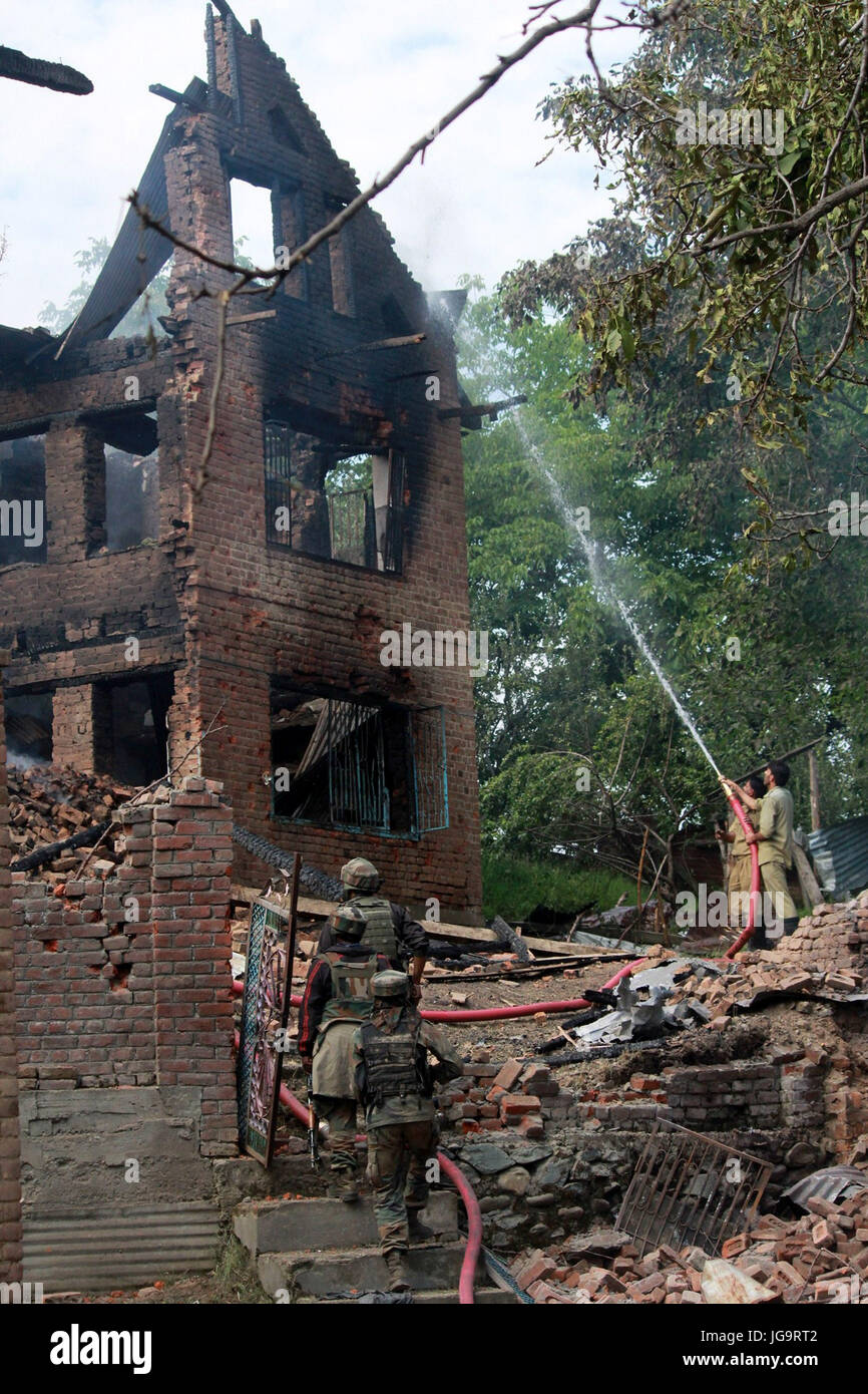 Fire fighters refuge hi-res stock photography and images - Alamy