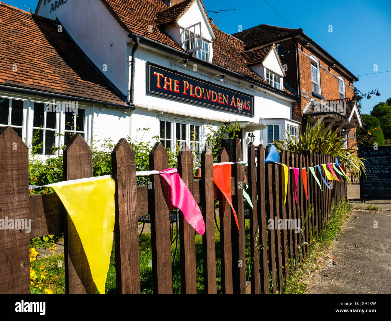 Shiplake pub hi-res stock photography and images - Alamy