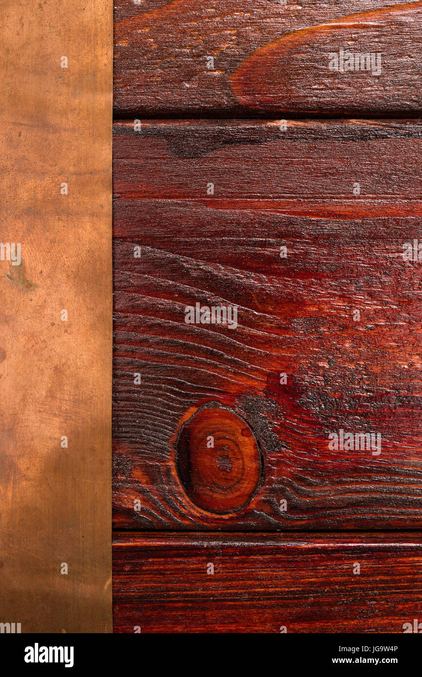 Vintage copper and wooden background Stock Photo - Alamy