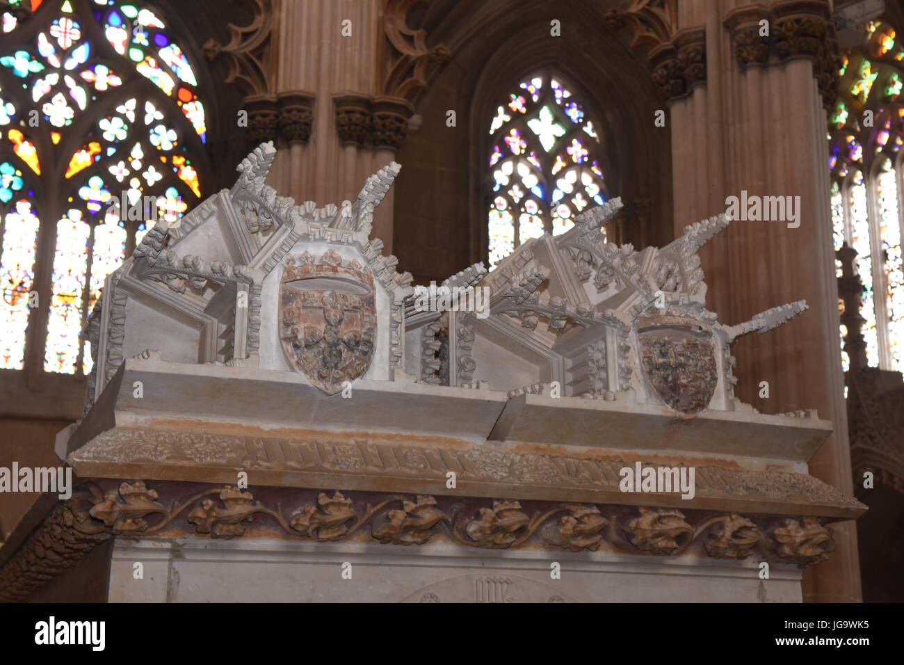Real tombs hi-res stock photography and images - Alamy