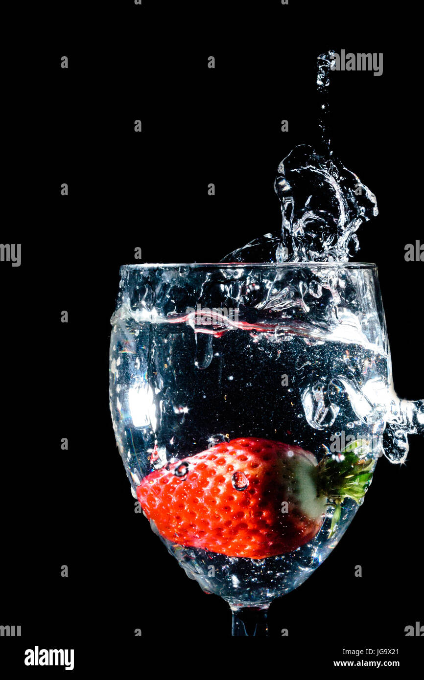 Black berry splash hi-res stock photography and images - Alamy