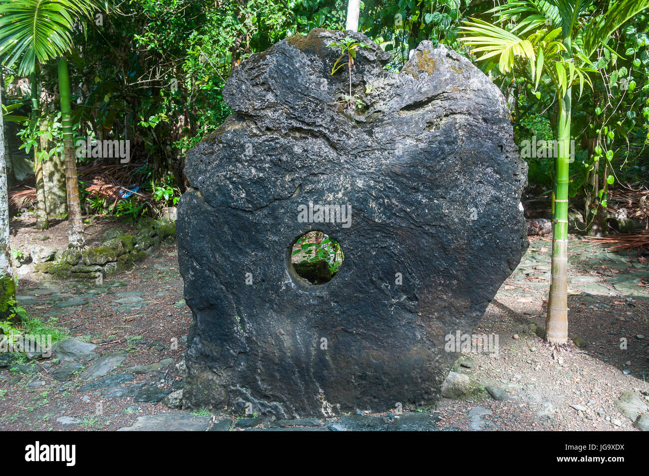 Yap stone money hi-res stock photography and images - Alamy