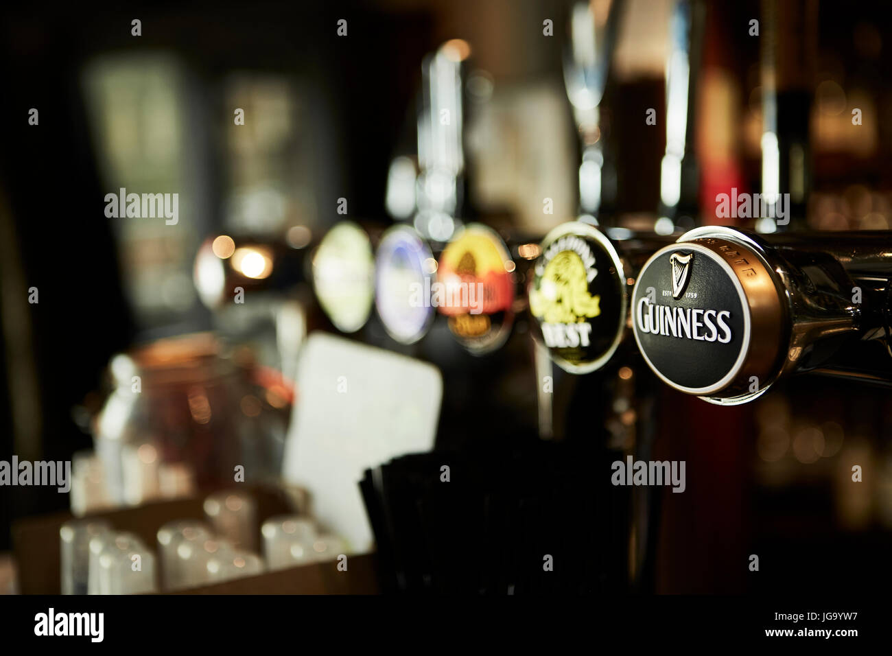 Scottish pub interior hi-res stock photography and images - Alamy