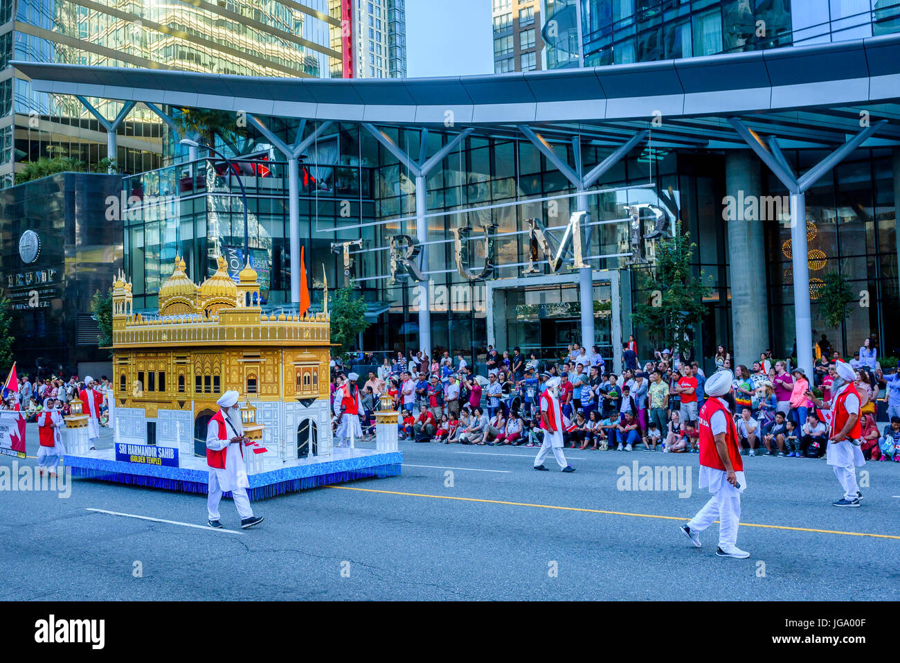 Sikh day parade hi-res stock photography and images - Alamy