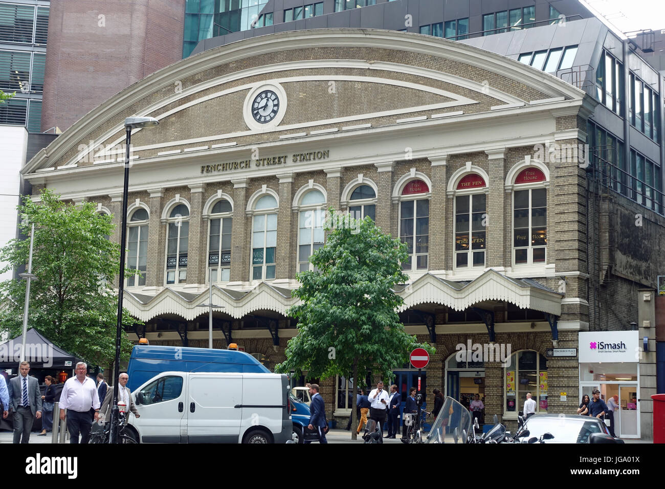 Fenchurch street station london hi-res stock photography and images - Alamy