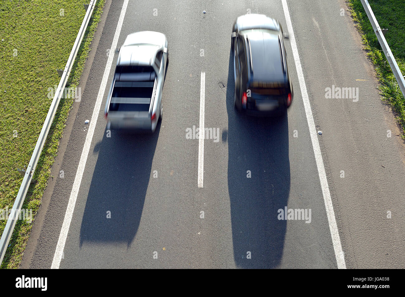 Cars on a highway seen from above Stock Photo - Alamy