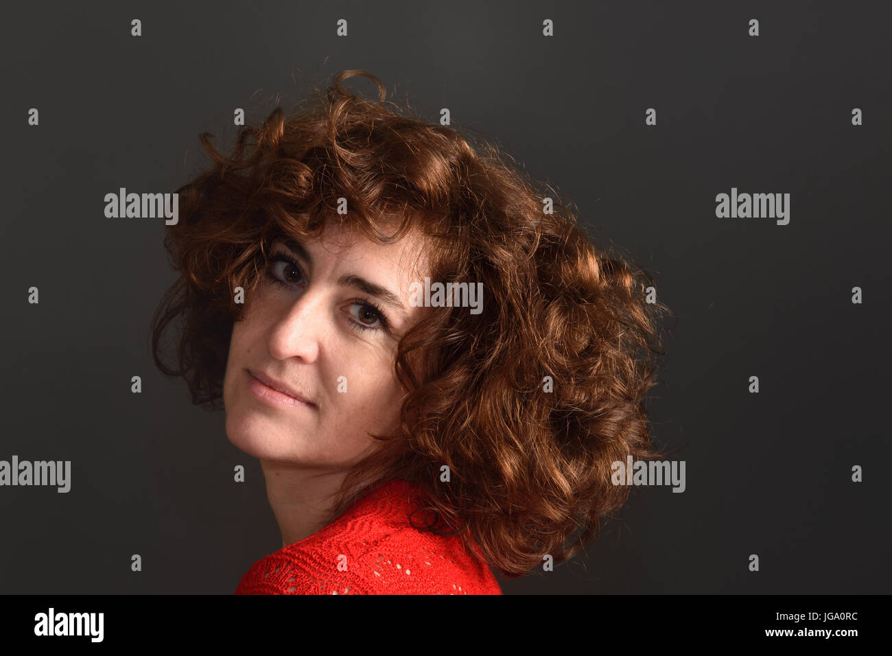Woman portrait grey background hi-res stock photography and images - Alamy