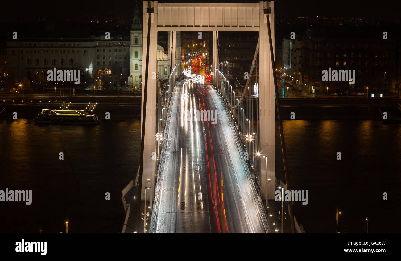 Bridge in Budapest in the rush hour Stock Photo - Alamy