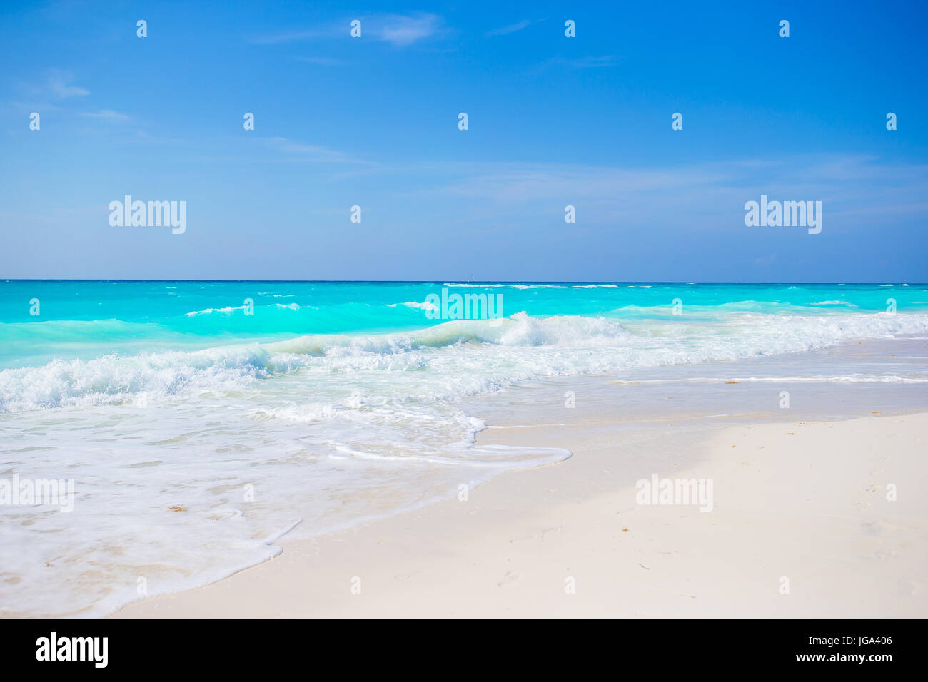 Idyllic tropical beach on Cuba in Caribbean with white sand, turquoise ...