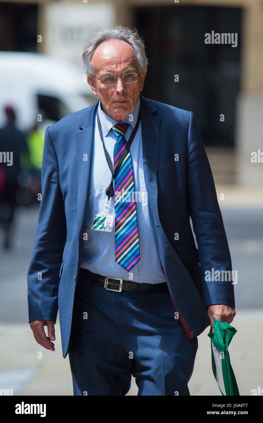 MP for Wellingborough Peter Bone arrives at Southwark Crown Court ...
