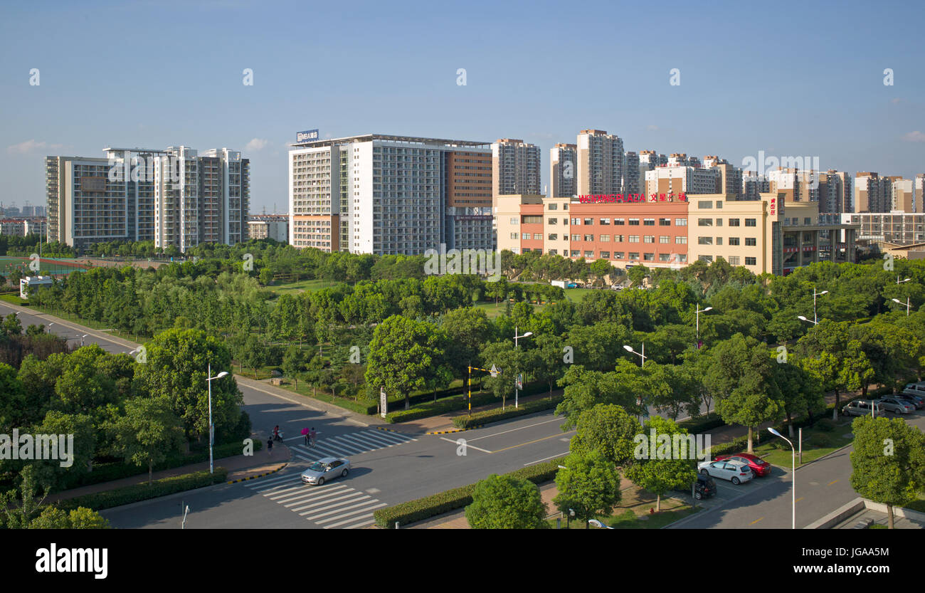 Ren'ai Road, Wenxing Plaza, apartment blocks, and student dormitories ...