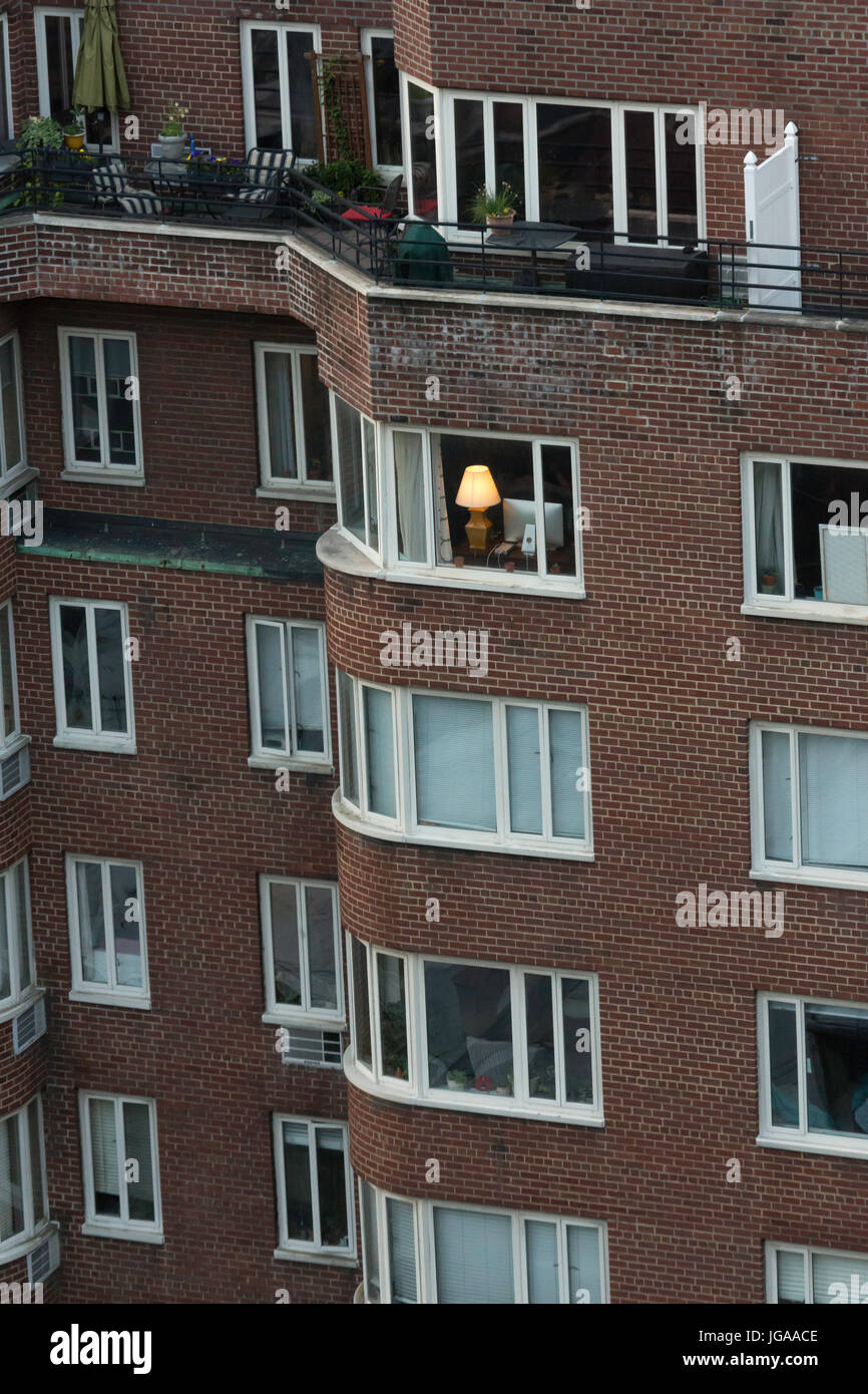 Lamp by window hi-res stock photography and images - Alamy