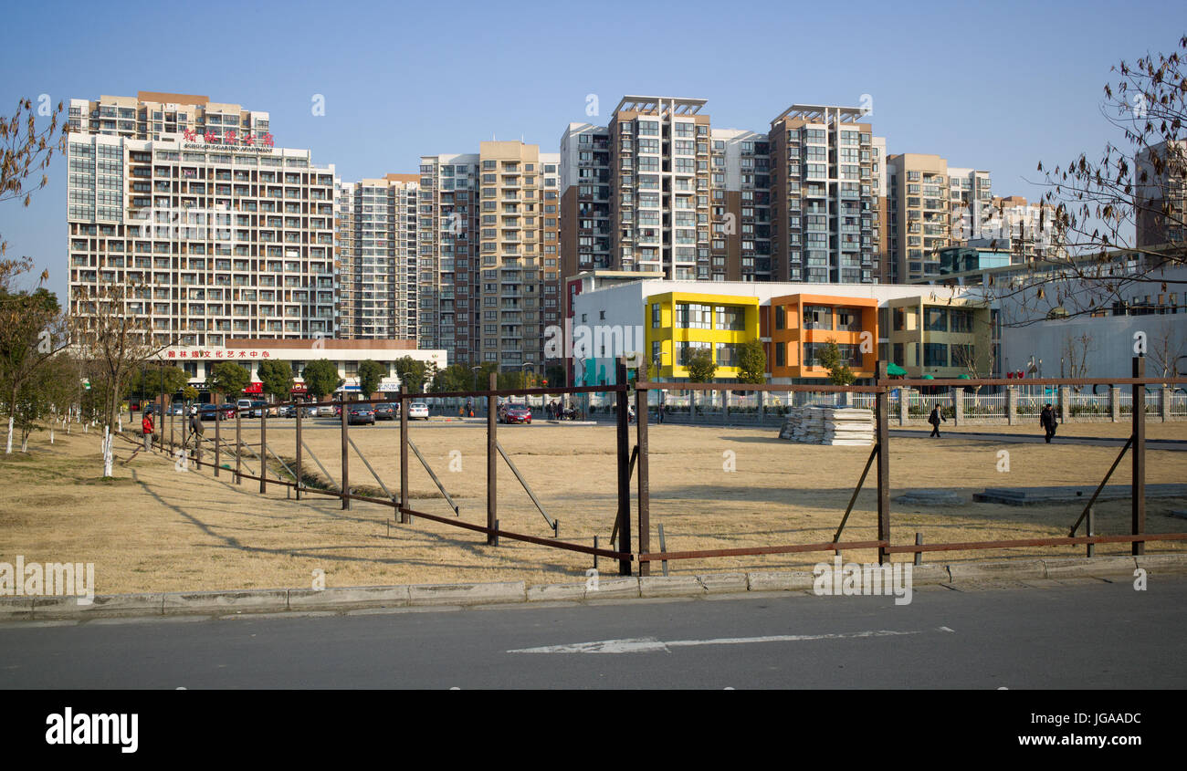 Angle iron fence posts erected around worksite near Han Lin ...
