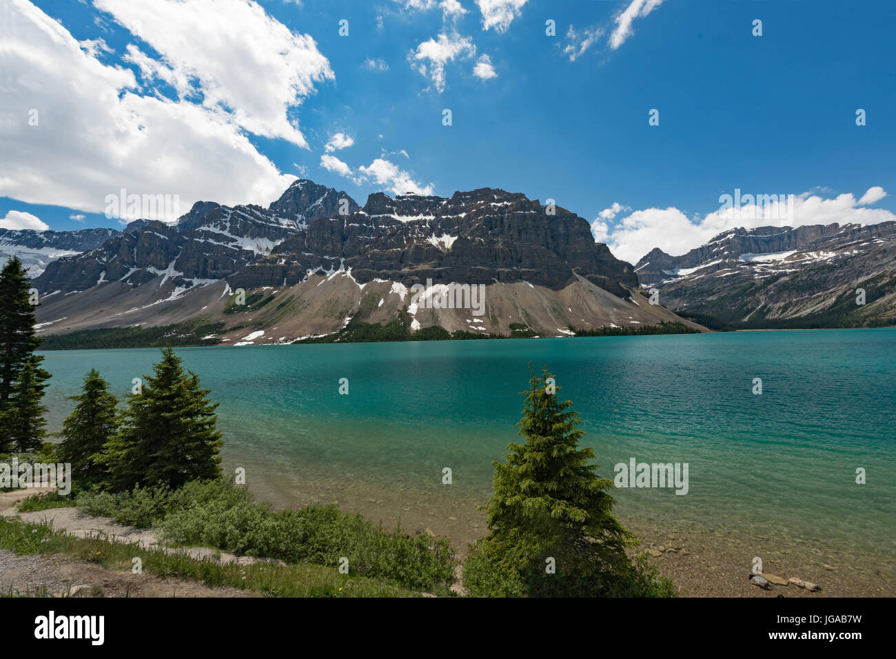 Bow Lake, Banff National Park. Canada Stock Photo - Alamy