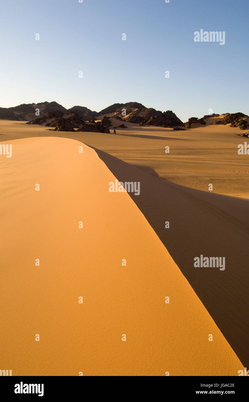Akakus, Sahara desert, Fezzan, Libya Stock Photo - Alamy