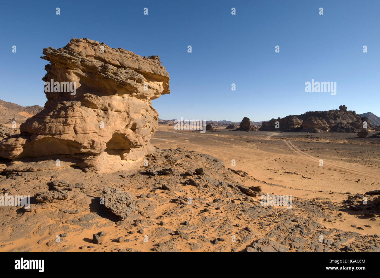 Akakus, Sahara desert, Fezzan, Libya Stock Photo - Alamy