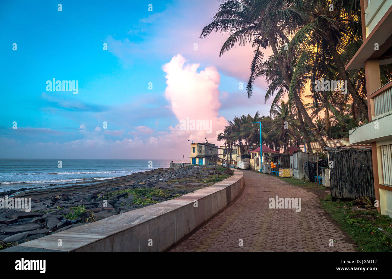 Beaches of digha hi-res stock photography and images - Alamy