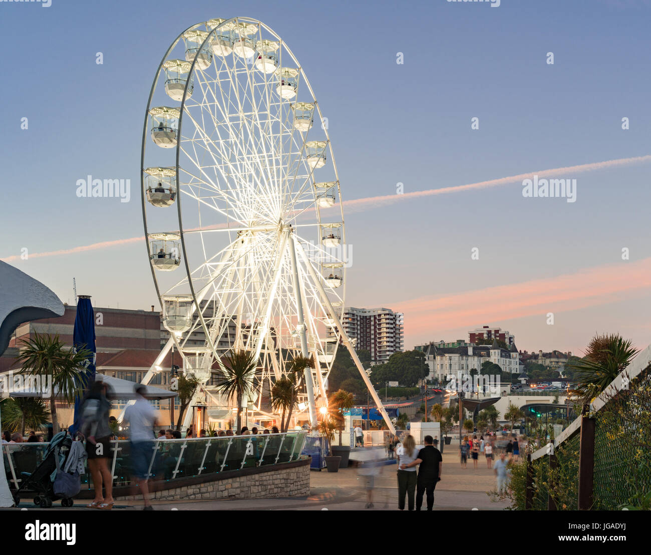 Bournemouth seafront at night on a warm summer's evening Stock Photo ...