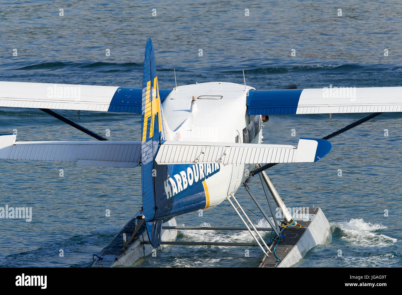 Vintage Harbour Air Seaplanes de Havilland DHC-2 Beaver Floatplane ...