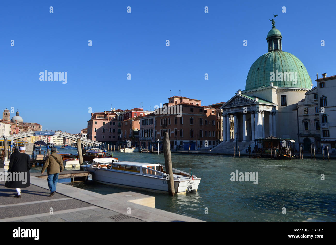 Grand canal catholic church hi-res stock photography and images - Alamy