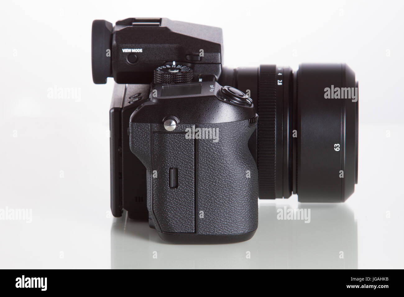 Fujifilm GFX 50S, 51 megapixels, medium format sensor digital camera ...