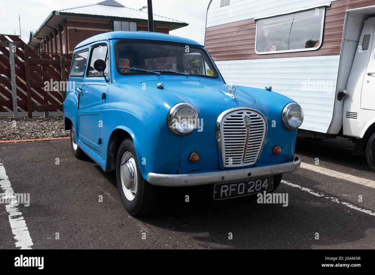 Austin a35 van hi-res stock photography and images - Alamy