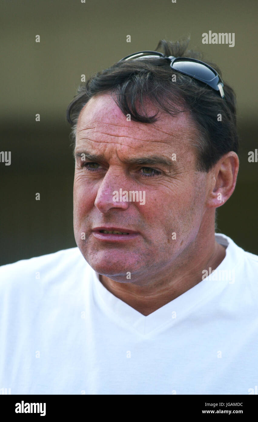 Dave jones wolverhampton wanderers hi-res stock photography and images ...