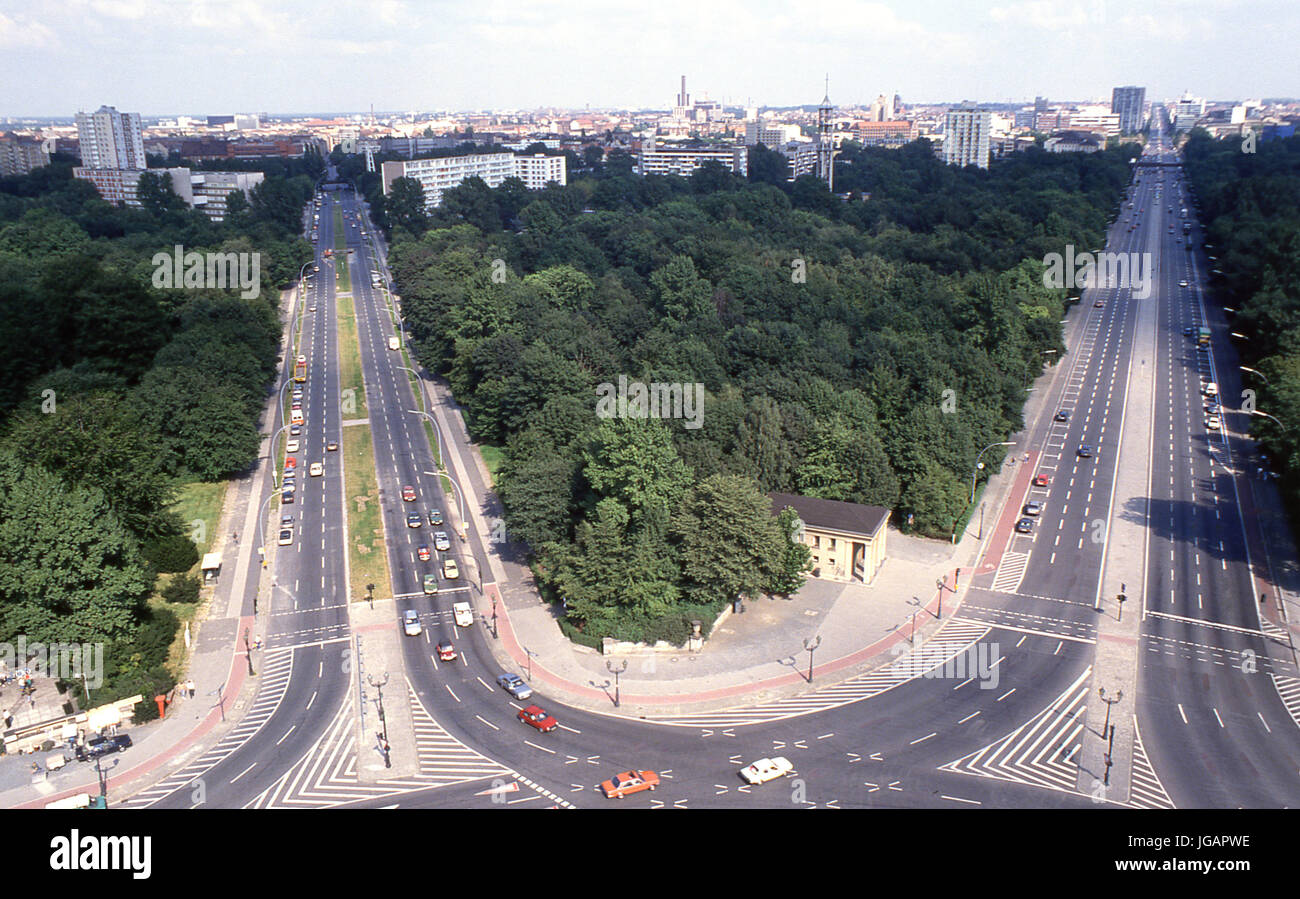 Cars, square, Berlin, Germany Stock Photo - Alamy