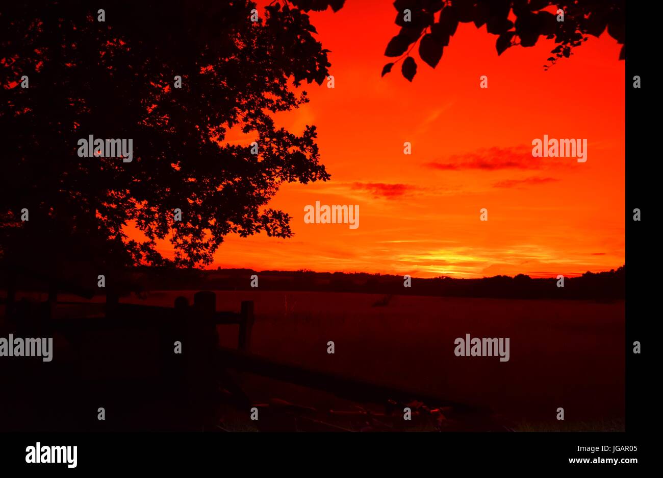Firesky sunset hi-res stock photography and images - Alamy